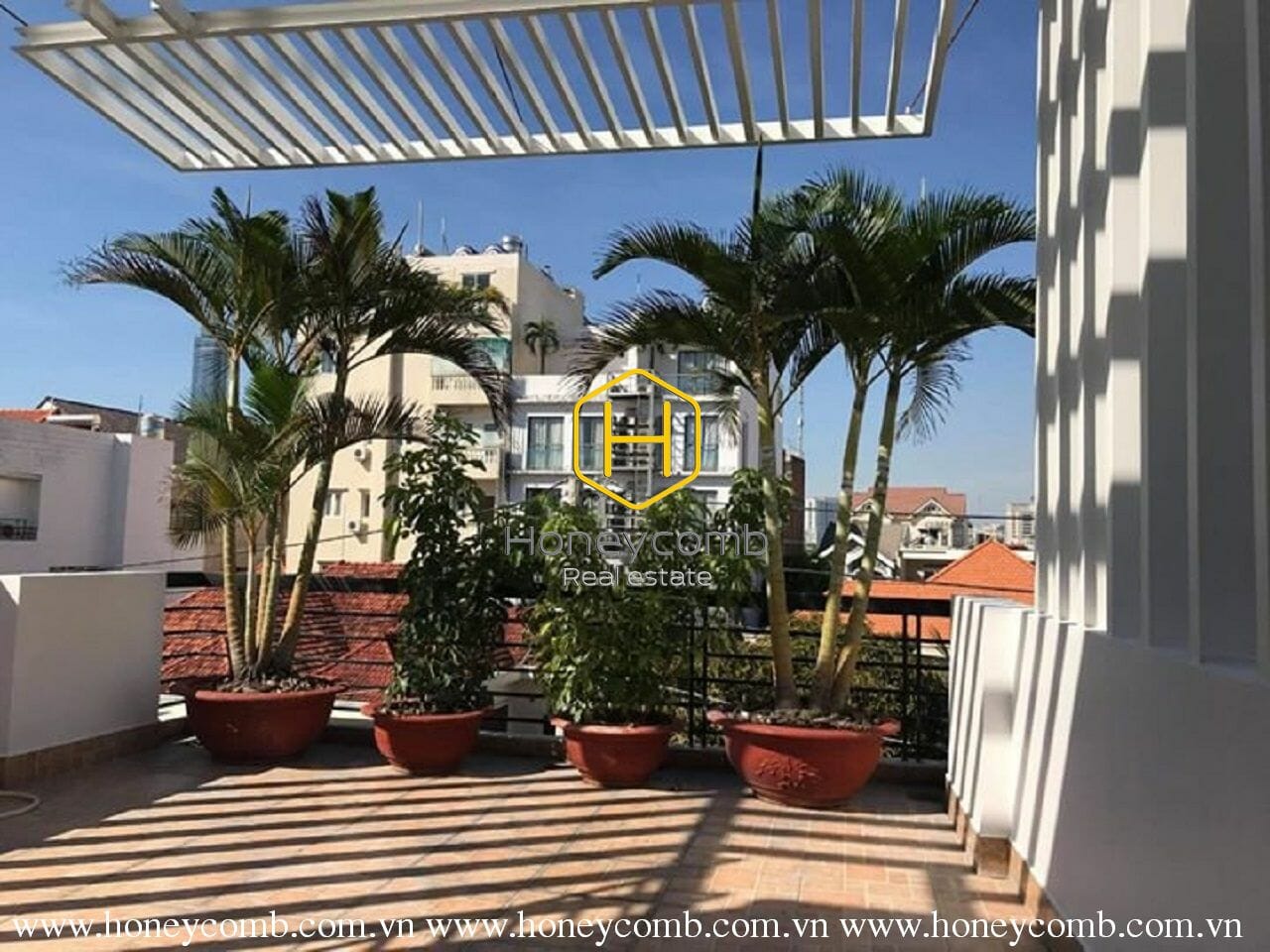 A Top Villa For Rent With Bright Layout And Romantic Paranomic View In ...